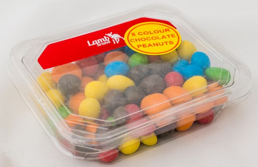 LAMB MILK CHOCOLATE PEANUTS COLOUR 150GR – Ta' Ganza